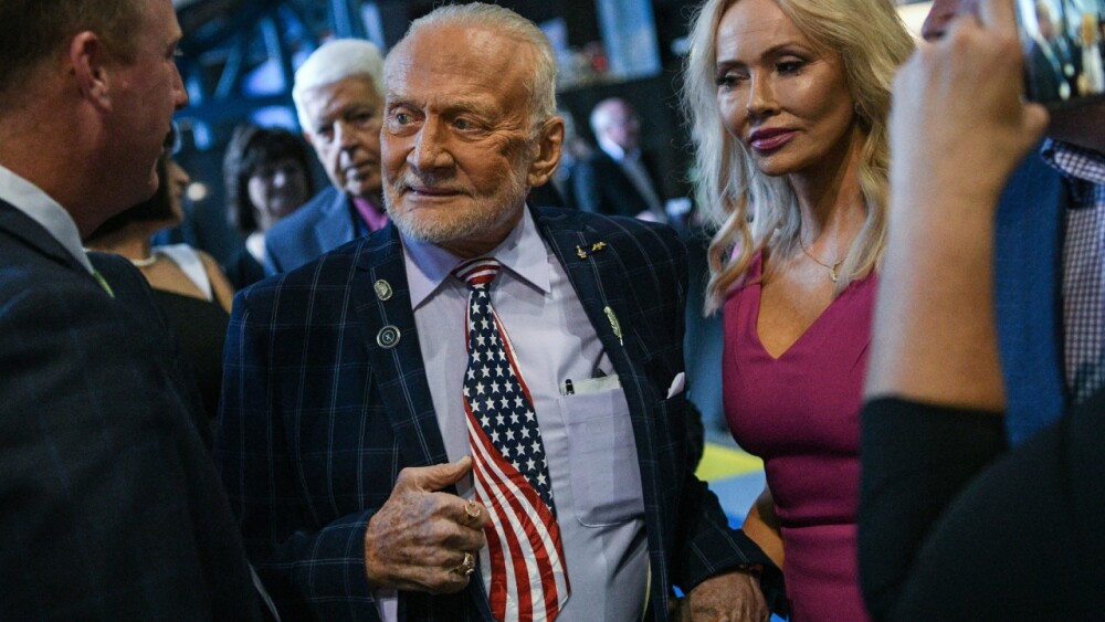 Buzz Aldrin, el astronauta que se casó por cuarta vez a los 93 años - BluRadio