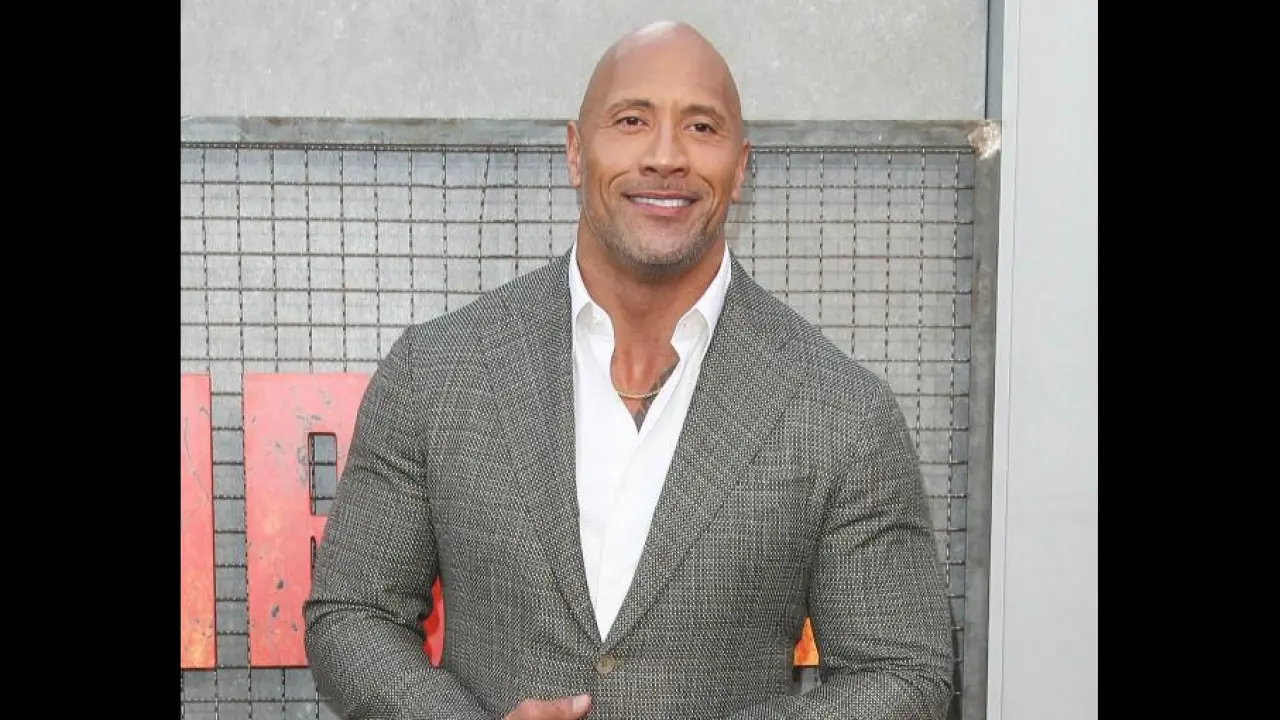 La Roca se lanzaría a la política, luego de ‘formarse’ en este tema ...