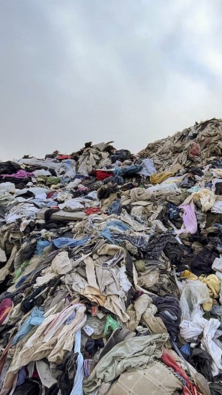 El desierto de Atacama, el cementerio de ropa más grande del mundo ...