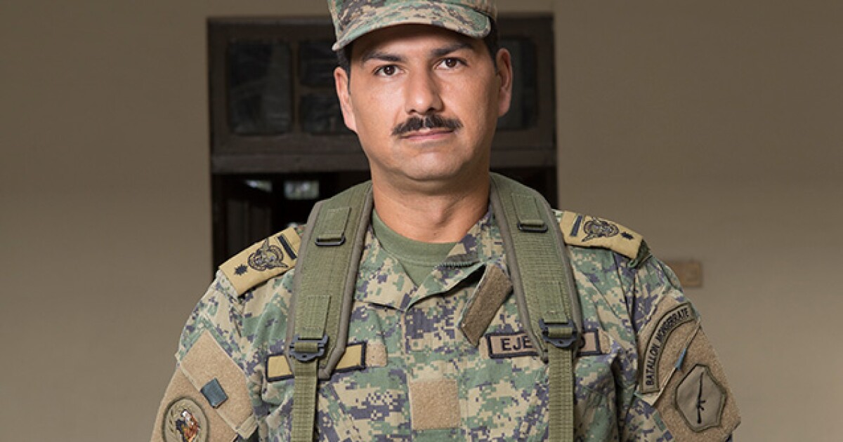 Coronel Javier Alzate - CaracolTV