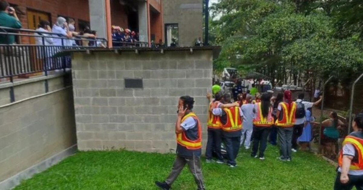 Caída de techo en jardín infantil de Envigado deja un niño muerto y dos heridos - LaKalle