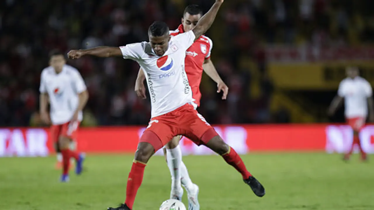 "Héctor Quiñones presenta mucho dolor, tiene inflamada su rodilla y se ...