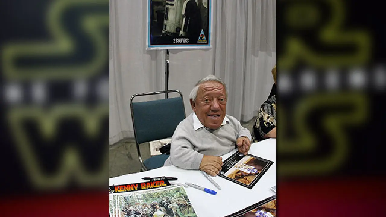 Fallece Kenny Baker, actor que dio vida al robot R2-D2 en Star Wars ...