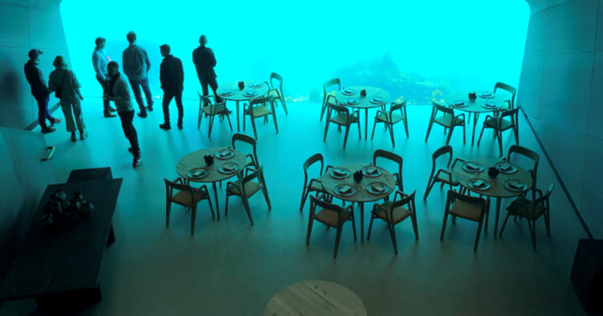 Video: ¿Un restaurante SUBMARINO? Así es el primero del mundo - LaKalle