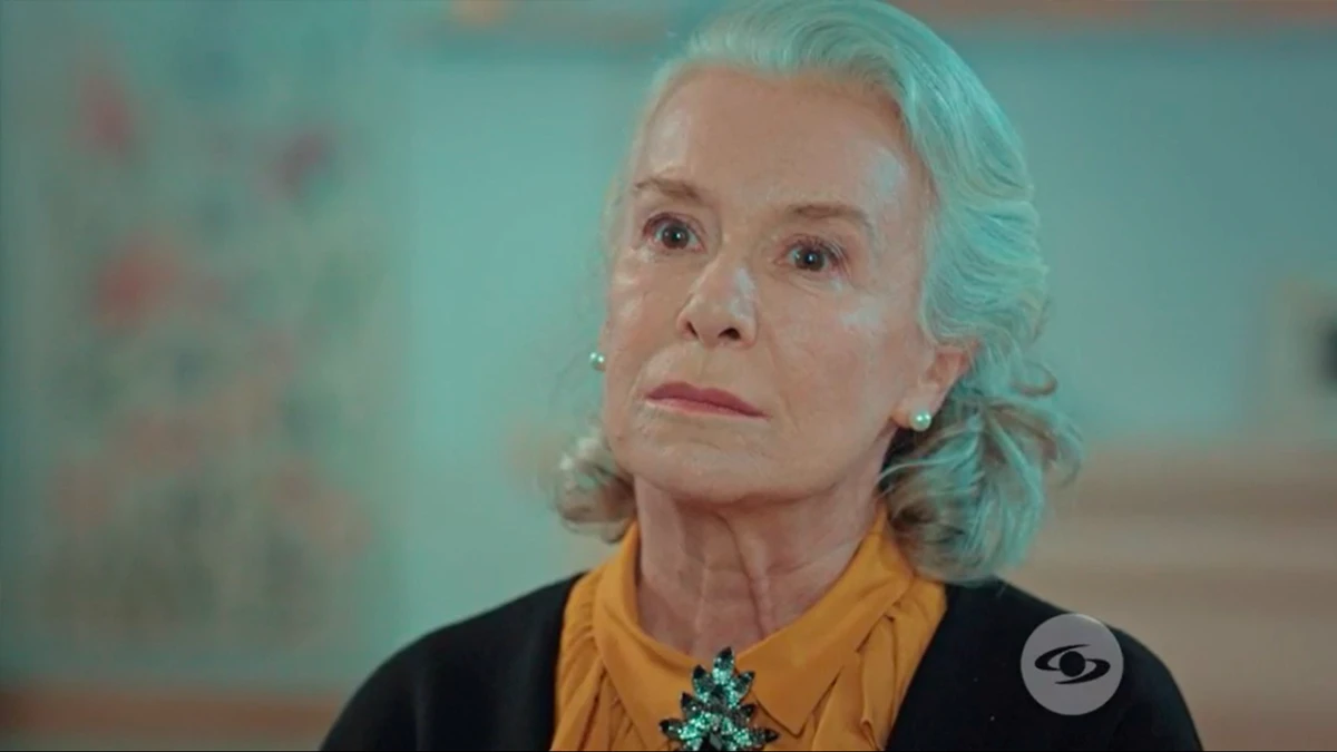 Capítulo 209 completo Süreyya: Fikret le confiesa a Esma que está ...