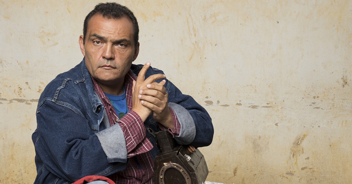 Enrique Carriazo cuenta por qué alterna su vida entre Bogotá y Santa ...