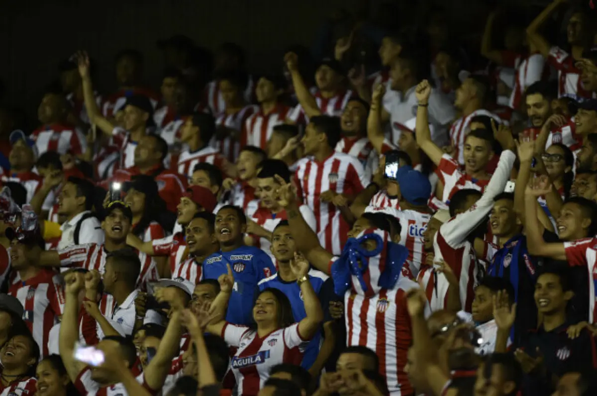 Así viven los hinchas del Junior las horas previas a la final de la ...