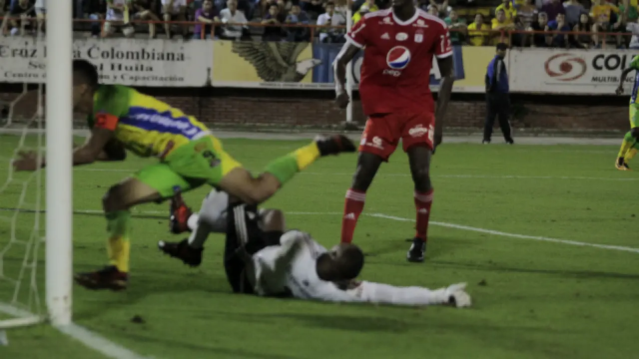 Carlos Asprilla “Los jugadores de América no están bien, pero debemos ...