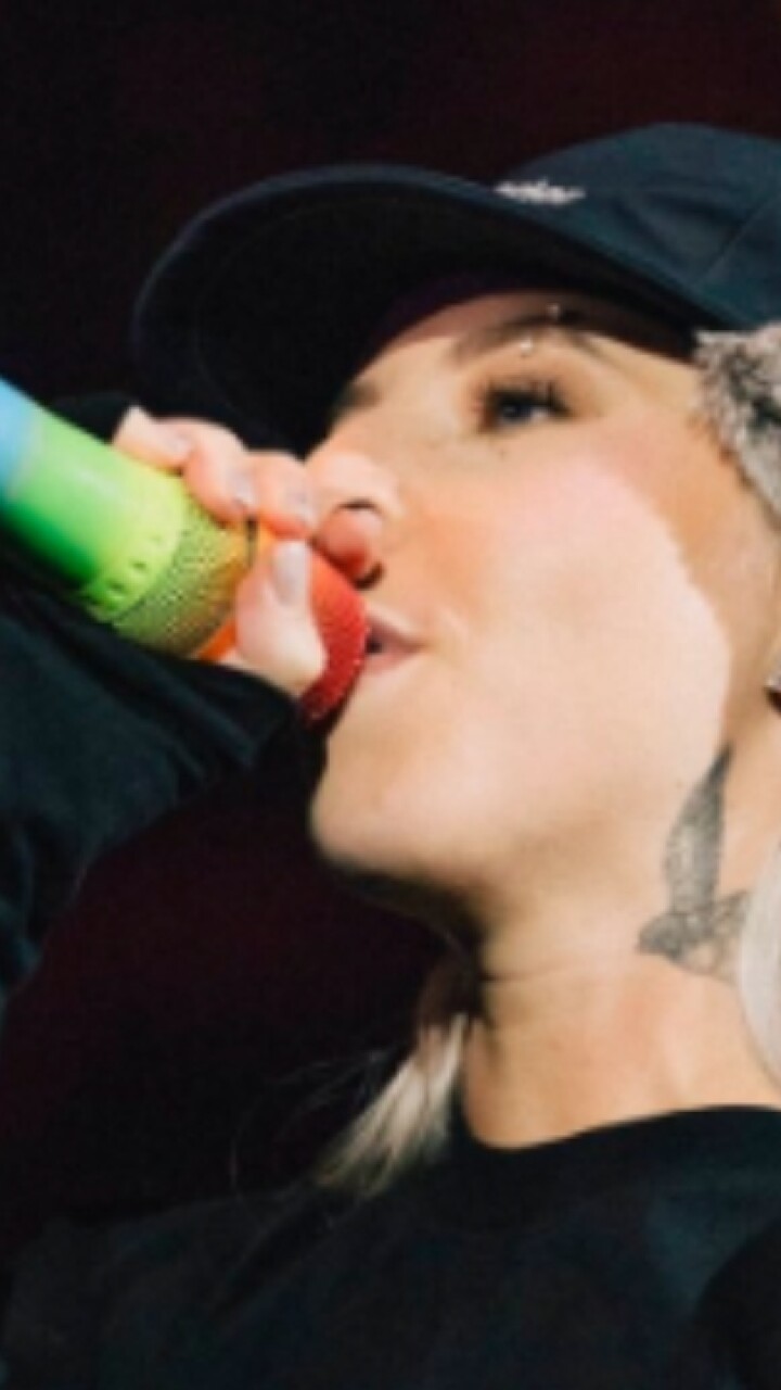 Young Miko lanza su primer álbum 'att.' y prepara su debut en Coachella - BluRadio