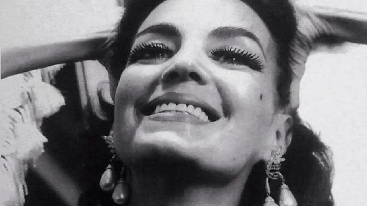 Delincuentes saquean la tumba de la legendaria María Félix - BluRadio