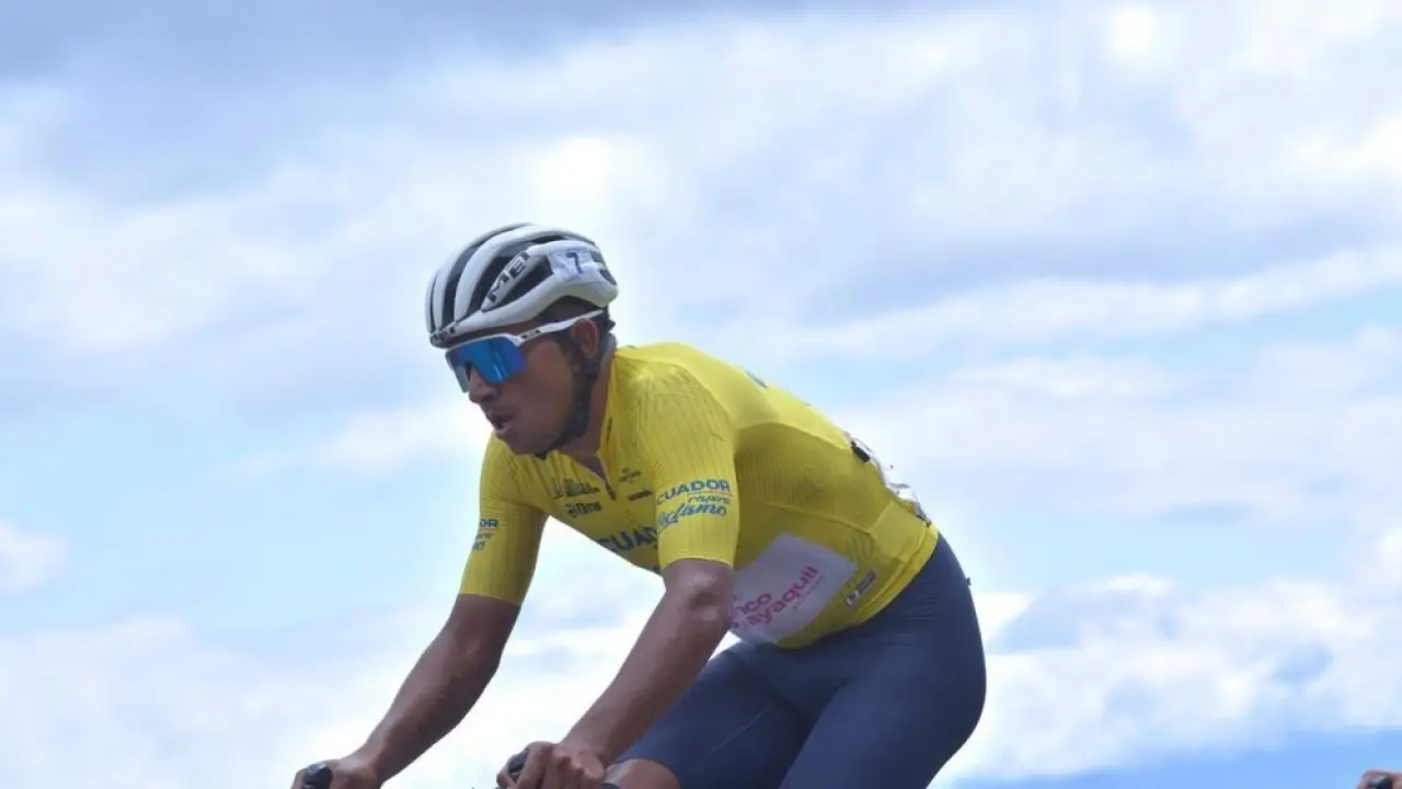 El colombiano Robinson Chalapud se coronó campeón de la Vuelta al Ecuador - BluRadio