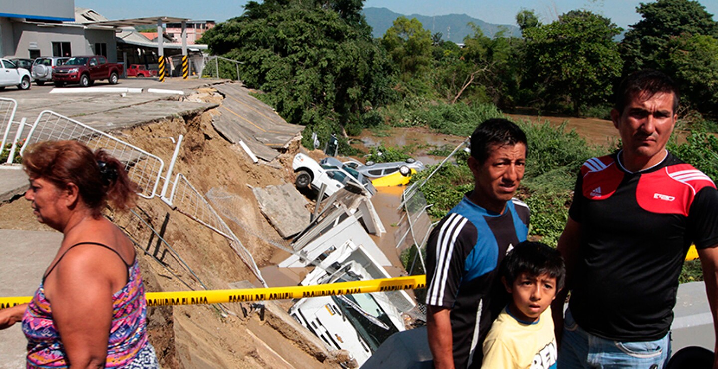 En fotos: Ecuador vive la peor tragedia de sus últimos 67 años ...