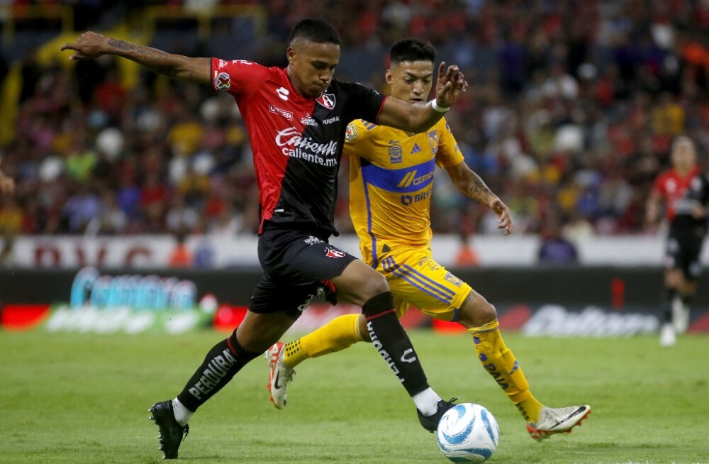 Juan Zapata se reportó con un golazo en la victoria del Atlas 2-0 contra Tigres, por la Liga MX ...